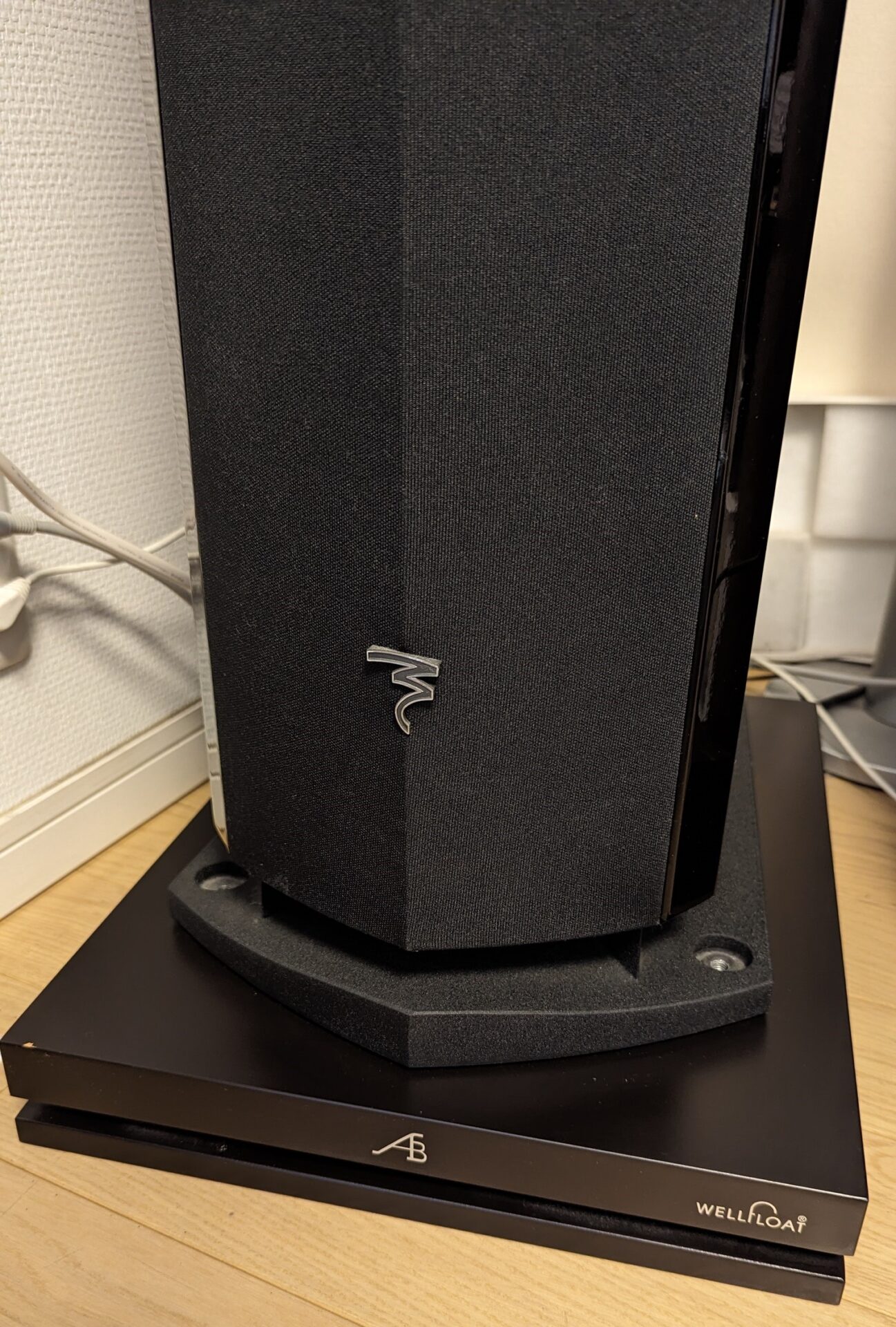 オーディオ用フローティングボード AIRBOW ウェルフロートボード レビュー。 究極のオーディオ用ボードです！！